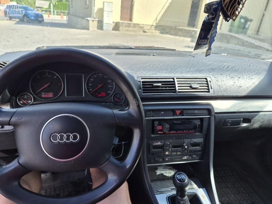Zils Audi A4 2002 Biržai, ar dzinēja tilpumu 1.90 L un nobraukumu 397 tūkst. km par 850 €, foto 5 vietnē AUTOMOTO.COM.LV