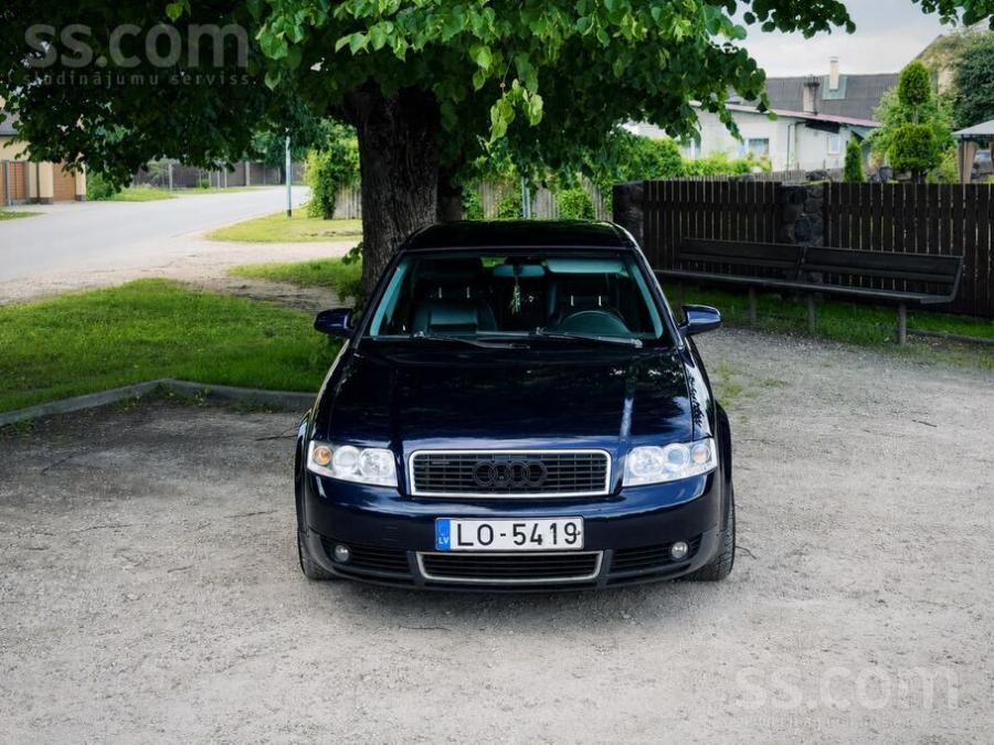 Blue Audi A4 2002 in Riga, with an engine capacity of 1.90 L and mileage of 375 thousand km for 1950 €, photo 3 on AUTOMOTO.COM.LV