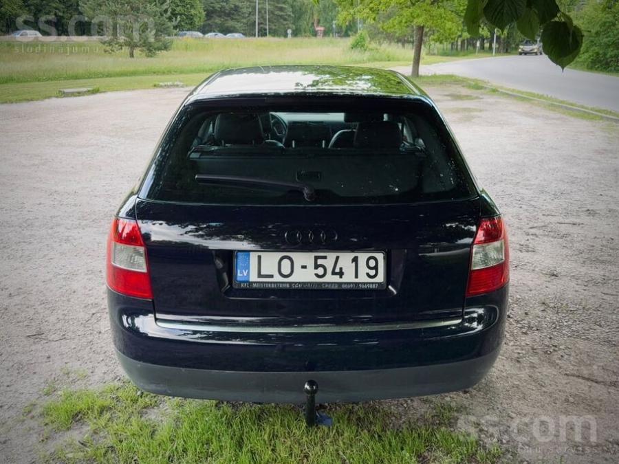 Blue Audi A4 2002 in Riga, with an engine capacity of 1.90 L and mileage of 375 thousand km for 1950 €, photo 5 on AUTOMOTO.COM.LV