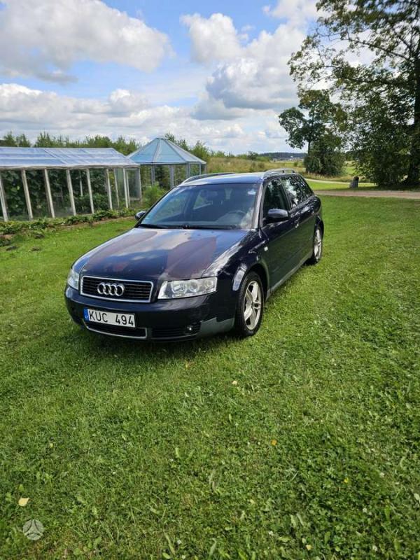 Blue Audi A4 2002 in Utena, with an engine capacity of 1.98 L and mileage of 221 thousand km for 1000 €, photo 1 on AUTOMOTO.COM.LV