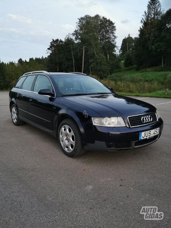 Zils Audi A4 2002 Plungė, ar dzinēja tilpumu 2.40 L un nobraukumu 279 tūkst. km par 900 €, foto 1 vietnē AUTOMOTO.COM.LV