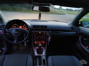Zils Audi A4 2002 Plungė, ar dzinēja tilpumu 2.40 L un nobraukumu 279 tūkst. km par 900 €, foto 13 vietnē AUTOMOTO.COM.LV