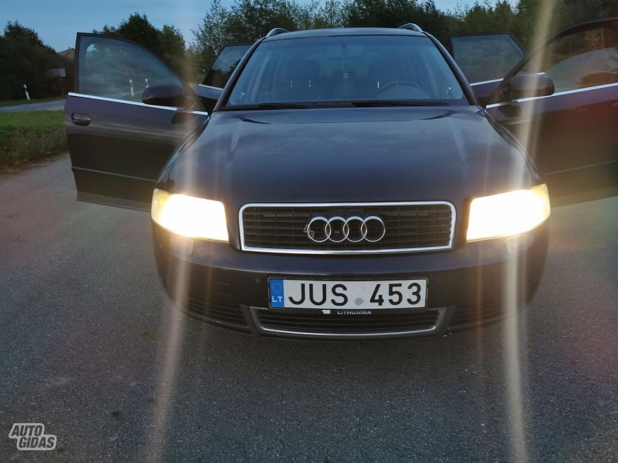 Zils Audi A4 2002 Plungė, ar dzinēja tilpumu 2.40 L un nobraukumu 279 tūkst. km par 900 €, foto 15 vietnē AUTOMOTO.COM.LV