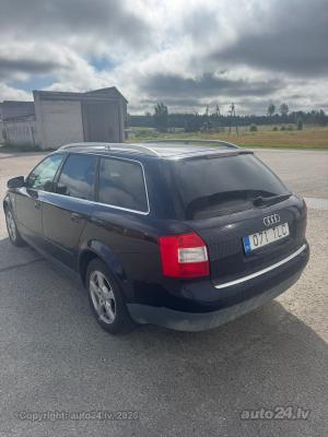 Zils Audi A4 2002 Rakvere, ar dzinēja tilpumu 1.90 L un nobraukumu 364 tūkst. km par 1200 €, foto 5 vietnē AUTOMOTO.COM.LV
