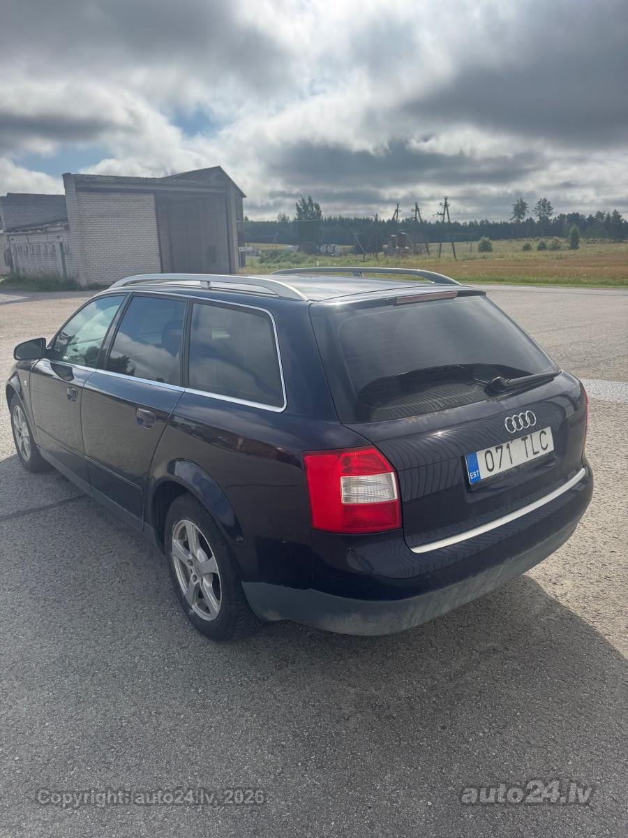 Zils Audi A4 2002 Rakvere, ar dzinēja tilpumu 1.90 L un nobraukumu 364 tūkst. km par 1200 €, foto 5 vietnē AUTOMOTO.COM.LV