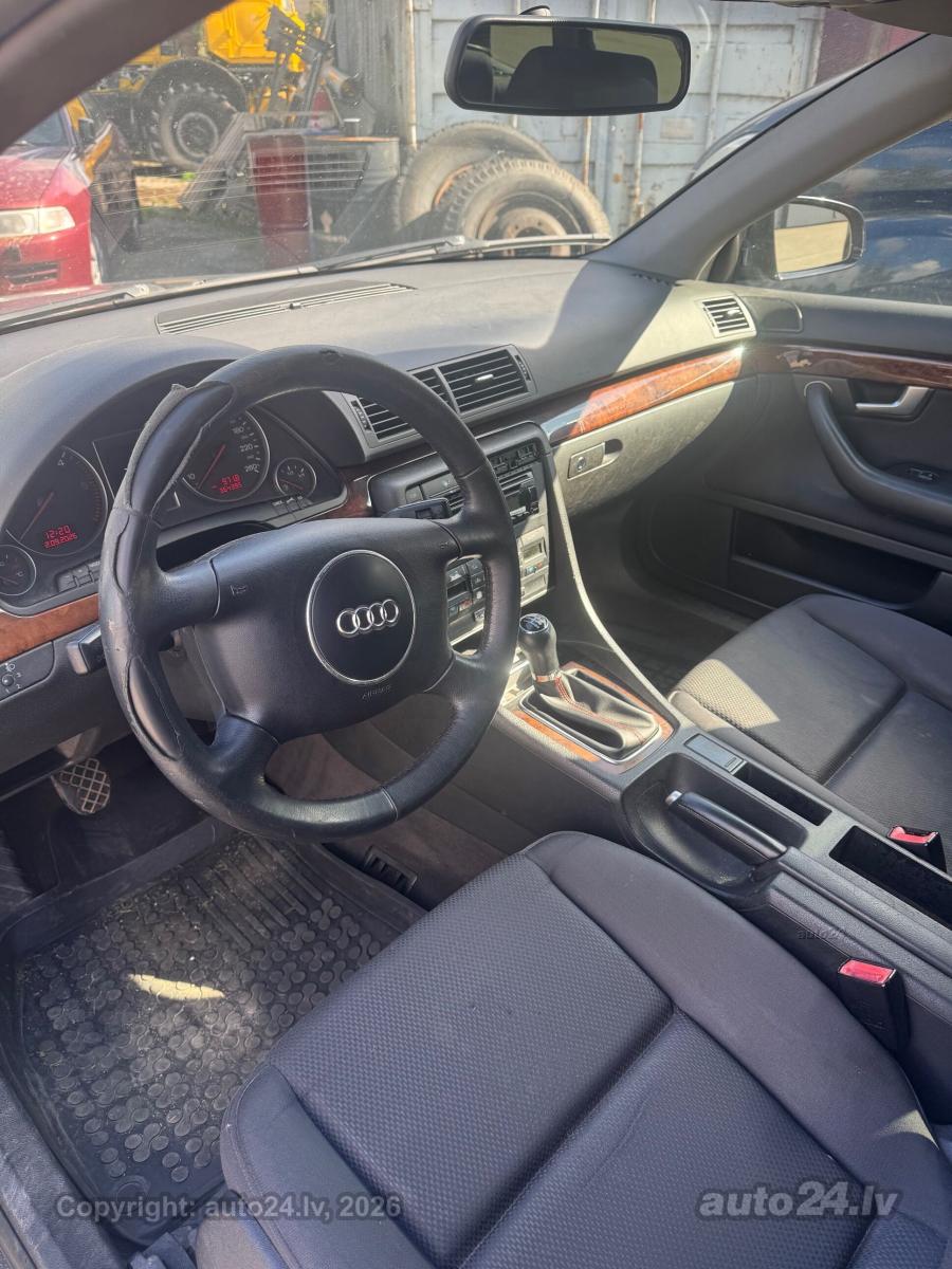 Zils Audi A4 2002 Rakvere, ar dzinēja tilpumu 1.90 L un nobraukumu 364 tūkst. km par 1200 €, foto 6 vietnē AUTOMOTO.COM.LV