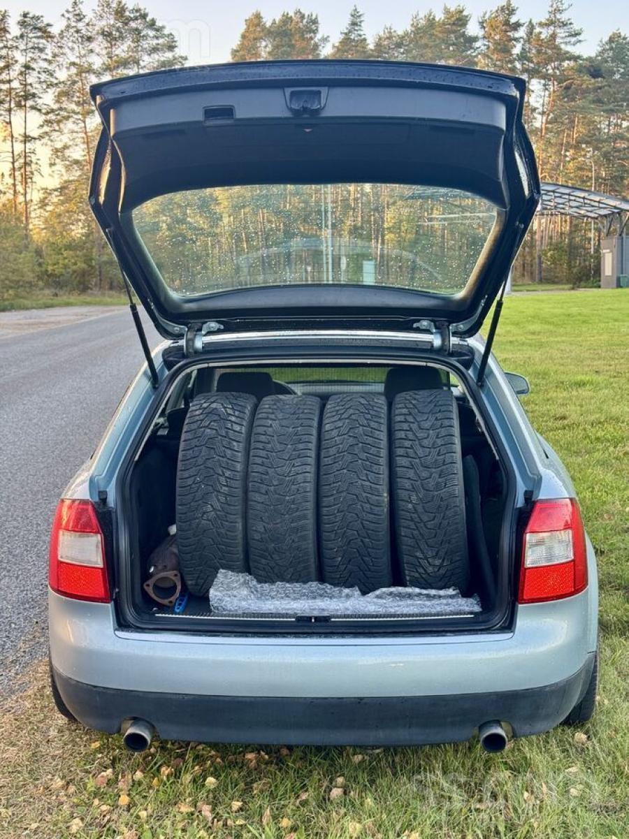 Blue Audi A4 2002 in Riga, with an engine capacity of 1.80 L and mileage of 244 thousand km for 3900 €, photo 6 on AUTOMOTO.COM.LV