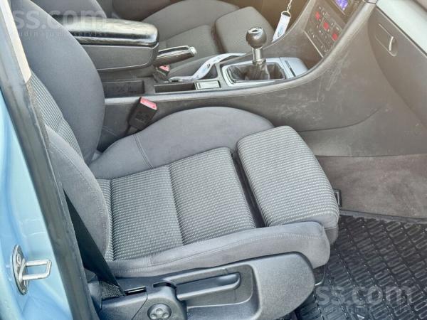 Blue Audi A4 2002 in Riga, with an engine capacity of 1.80 L and mileage of 244 thousand km for 3900 €, photo 11 on AUTOMOTO.COM.LV