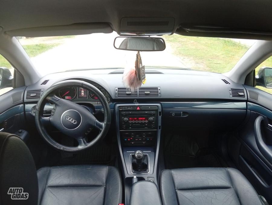 Blue Audi A4 2003 in Siauliai, with an engine capacity of 2.50 L and mileage of 308 thousand km for 1300 €, photo 8 on AUTOMOTO.COM.LV