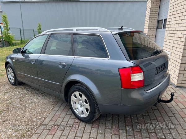 Zils Audi A4 2003 Paide, ar dzinēja tilpumu 1.90 L un nobraukumu 246 tūkst. km par 4350 €, foto 4 vietnē AUTOMOTO.COM.LV