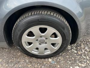 Zils Audi A4 2003 Paide, ar dzinēja tilpumu 1.90 L un nobraukumu 246 tūkst. km par 4350 €, foto 11 vietnē AUTOMOTO.COM.LV