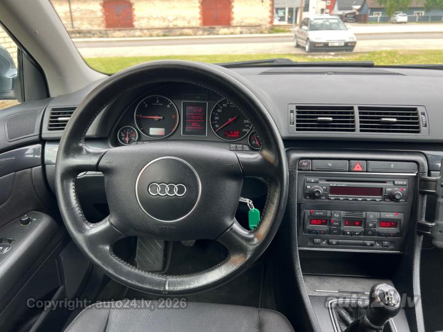 Zils Audi A4 2003 Paide, ar dzinēja tilpumu 1.90 L un nobraukumu 246 tūkst. km par 4350 €, foto 12 vietnē AUTOMOTO.COM.LV