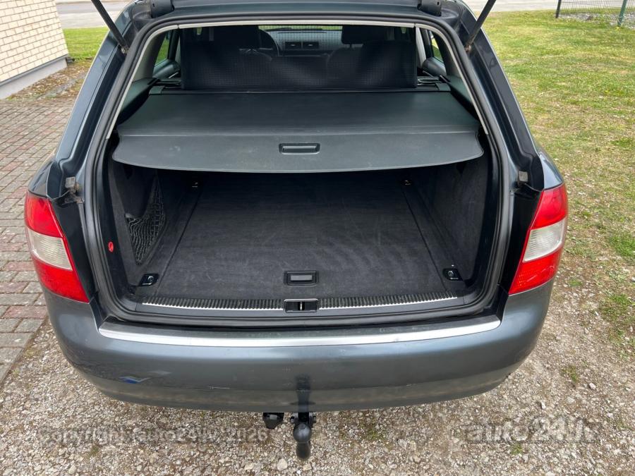 Zils Audi A4 2003 Paide, ar dzinēja tilpumu 1.90 L un nobraukumu 246 tūkst. km par 4350 €, foto 16 vietnē AUTOMOTO.COM.LV