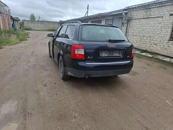 Blue Audi A4 2003 in Kalvarija, with an engine capacity of 1.98 L and mileage of 300 thousand km for 650 €, photo 3 on AUTOMOTO.COM.LV