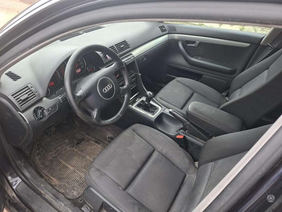 Blue Audi A4 2003 in Kalvarija, with an engine capacity of 1.98 L and mileage of 300 thousand km for 650 €, photo 7 on AUTOMOTO.COM.LV