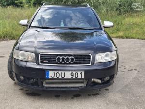 Blue Audi A4 2003 in Pakruojis, with an engine capacity of 1.90 L and mileage of 453 thousand km for 2650 €, photo 3 on AUTOMOTO.COM.LV