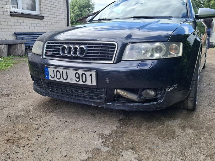 Blue Audi A4 2003 in Pakruojis, with an engine capacity of 1.90 L and mileage of 453 thousand km for 2650 €, photo 10 on AUTOMOTO.COM.LV