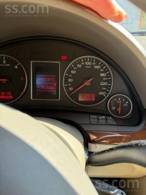 Blue Audi A4 2003 in Riga, with an engine capacity of 1.90 L and mileage of 323 thousand km for 2500 €, photo 9 on AUTOMOTO.COM.LV