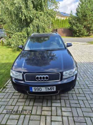 Zils Audi A4 2003 Tallina, ar dzinēja tilpumu 2.00 L un nobraukumu 292 tūkst. km par 700 €, foto 8 vietnē AUTOMOTO.COM.LV