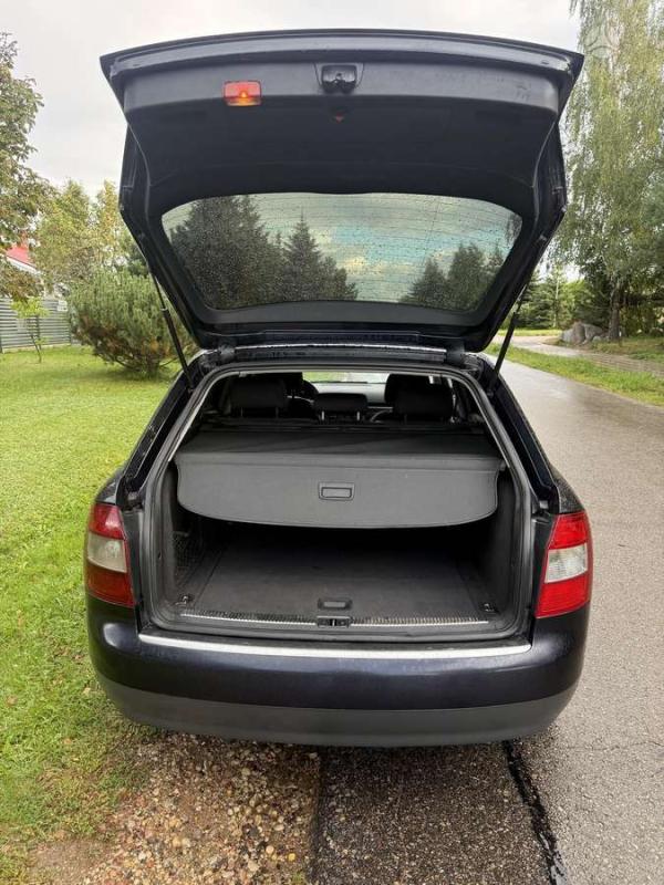Blue Audi A4 2003 in Vilnius, with an engine capacity of 1.90 L and mileage of 313 thousand km for 1850 €, photo 10 on AUTOMOTO.COM.LV