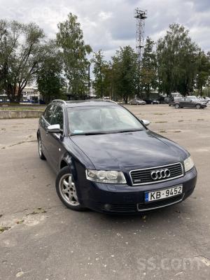 Zils Audi A4 2003 Rīga, ar dzinēja tilpumu 1.90 L un nobraukumu 360 tūkst. km par 1000 €, foto  vietnē AUTOMOTO.COM.LV