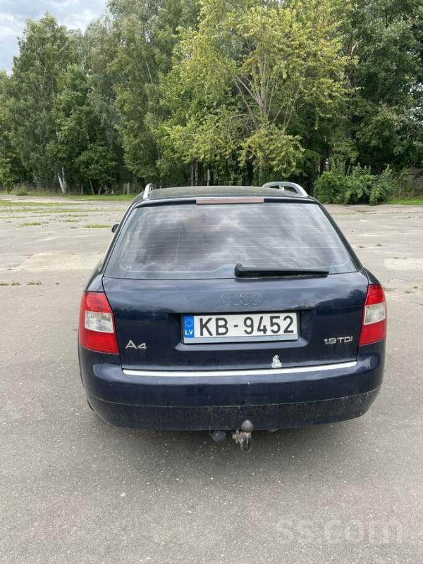 Blue Audi A4 2003 in Riga, with an engine capacity of 1.90 L and mileage of 360 thousand km for 1000 €, photo 6 on AUTOMOTO.COM.LV