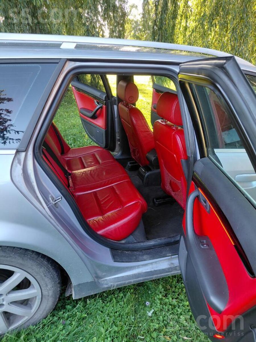 Zils Audi A4 2003 Saldus, ar dzinēja tilpumu 2.50 L un nobraukumu 352 tūkst. km par 1350 €, foto 12 vietnē AUTOMOTO.COM.LV