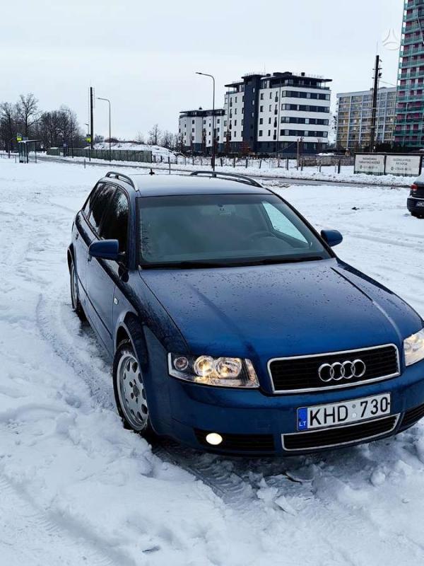 Blue Audi A4 2004 in Kaunas, with an engine capacity of 2.50 L and mileage of 394 thousand km for 1000 €, photo 1 on AUTOMOTO.COM.LV