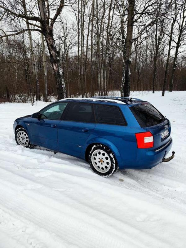 Blue Audi A4 2004 in Kaunas, with an engine capacity of 2.50 L and mileage of 394 thousand km for 1000 €, photo 5 on AUTOMOTO.COM.LV