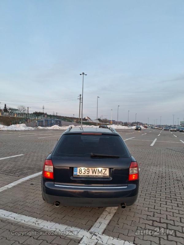 Zils Audi A4 2004 Tallina, ar dzinēja tilpumu 1.80 L un nobraukumu 289 tūkst. km par 2100 €, foto 6 vietnē AUTOMOTO.COM.LV