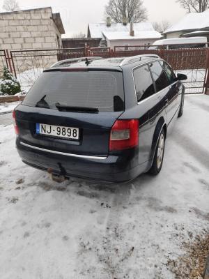 Zils Audi A4 2004 Rēzekne, ar dzinēja tilpumu 2.50 L un nobraukumu 320 tūkst. km par 2100 €, foto 4 vietnē AUTOMOTO.COM.LV