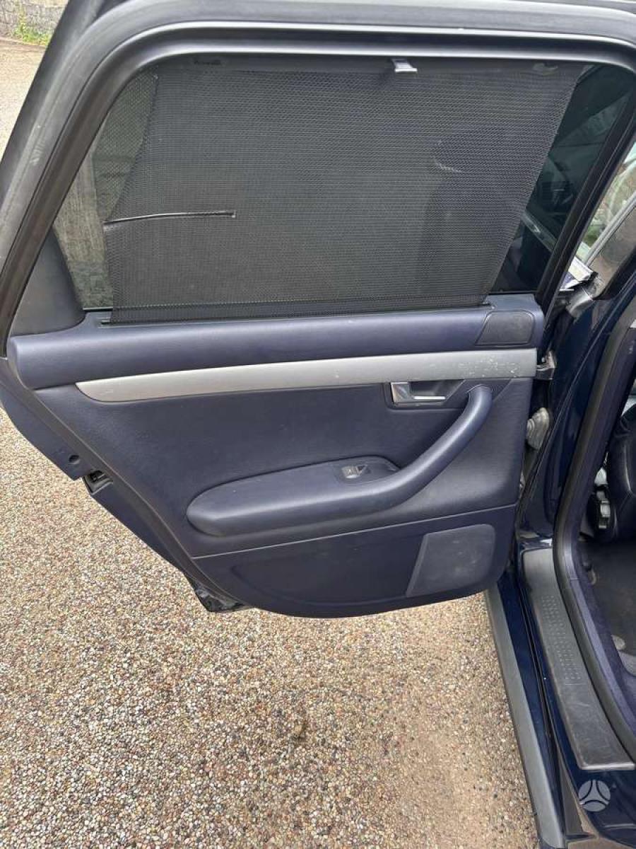 Zils Audi A4 2004 Joniškis, ar dzinēja tilpumu 2.50 L un nobraukumu 323 tūkst. km par 1450 €, foto 17 vietnē AUTOMOTO.COM.LV