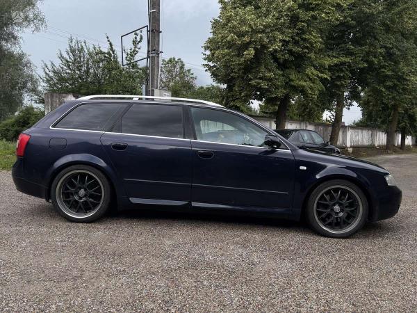 Blue Audi A4 2004 in Joniskis, with an engine capacity of 2.50 L and mileage of 323 thousand km for 1450 €, photo 1 on AUTOMOTO.COM.LV