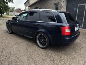 Zils Audi A4 2004 Joniškis, ar dzinēja tilpumu 2.50 L un nobraukumu 323 tūkst. km par 1450 €, foto 3 vietnē AUTOMOTO.COM.LV