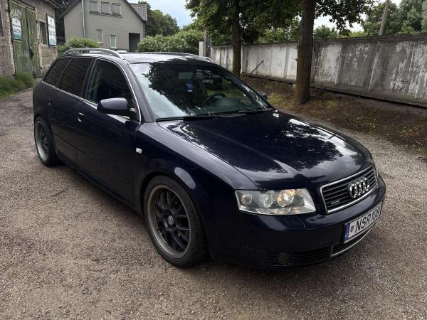 Blue Audi A4 2004 in Joniskis, with an engine capacity of 2.50 L and mileage of 323 thousand km for 1450 €, photo 10 on AUTOMOTO.COM.LV
