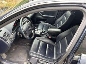 Zils Audi A4 2004 Joniškis, ar dzinēja tilpumu 2.50 L un nobraukumu 323 tūkst. km par 1450 €, foto 14 vietnē AUTOMOTO.COM.LV