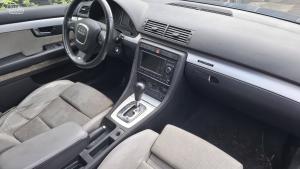 Blue Audi A4 2004 in Vilnius, with an engine capacity of 2.50 L and mileage of 345 thousand km for 1000 €, photo 3 on AUTOMOTO.COM.LV