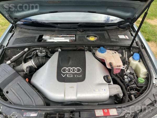 Ауди А4 2004 в Айзкраукле на AUTOMOTO.COM.LV Синий Ауди А4 2004 в Айзкраукле, объемом двигателя 2.50 л и пробегом 300 тыс. км за 2750 €, фото 10 на AUTOMOTO.COM.LV