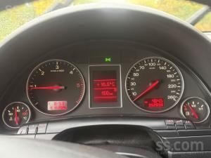 Zils Audi A4 2004 Cēsis, ar dzinēja tilpumu 1.90 L un nobraukumu 353 tūkst. km par 1450 €, foto 11 vietnē AUTOMOTO.COM.LV