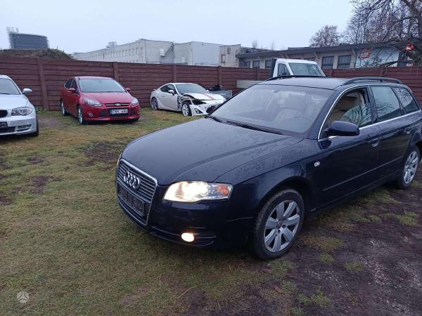 Blue Audi A4 2005 in Marijampole, with an engine capacity of 2.50 L and mileage of 300 thousand km for 1499 €, photo 2 on AUTOMOTO.COM.LV