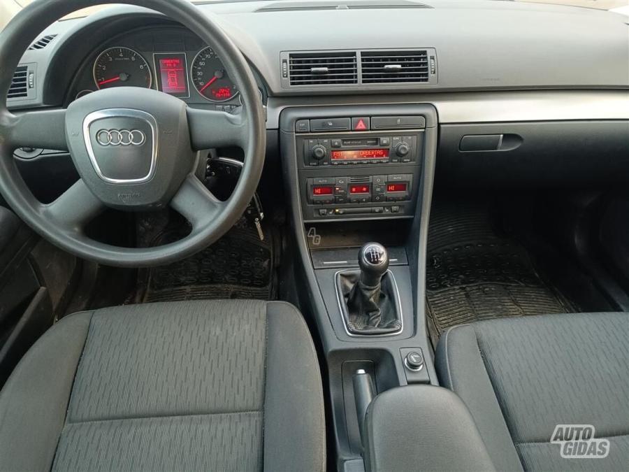 Zils Audi A4 2005 Viļņa, ar dzinēja tilpumu 1.60 L un nobraukumu 270 tūkst. km par 1000 €, foto 2 vietnē AUTOMOTO.COM.LV