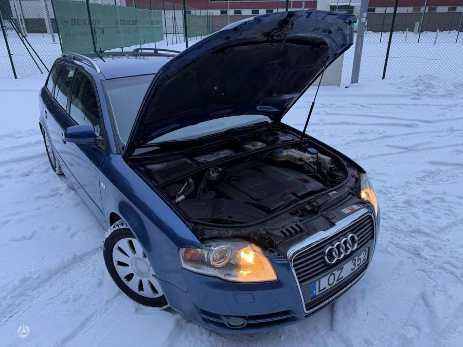 Zils Audi A4 2005 Alīta, ar dzinēja tilpumu 1.99 L un nobraukumu 334 tūkst. km par 3150 €, foto 9 vietnē AUTOMOTO.COM.LV