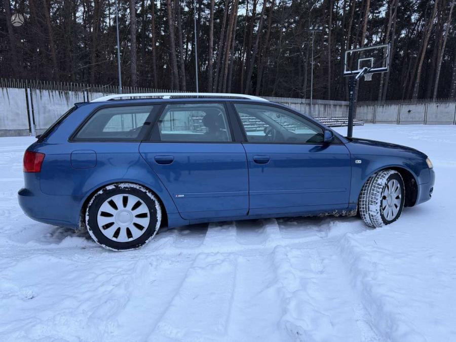 Zils Audi A4 2005 Alīta, ar dzinēja tilpumu 1.99 L un nobraukumu 334 tūkst. km par 3150 €, foto 16 vietnē AUTOMOTO.COM.LV