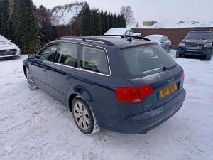 Zils Audi A4 2005 Marijampole, ar dzinēja tilpumu 2.50 L un nobraukumu 300 tūkst. km par 1599 €, foto 25 vietnē AUTOMOTO.COM.LV