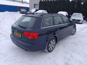 Zils Audi A4 2005 Marijampole, ar dzinēja tilpumu 2.50 L un nobraukumu 300 tūkst. km par 1599 €, foto 27 vietnē AUTOMOTO.COM.LV