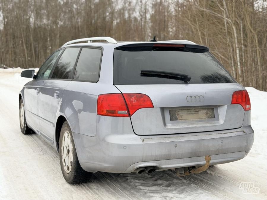 Blue Audi A4 2005 in Utena, with an engine capacity of 2.00 L and mileage of 343 thousand km for 2150 €, photo 7 on AUTOMOTO.COM.LV