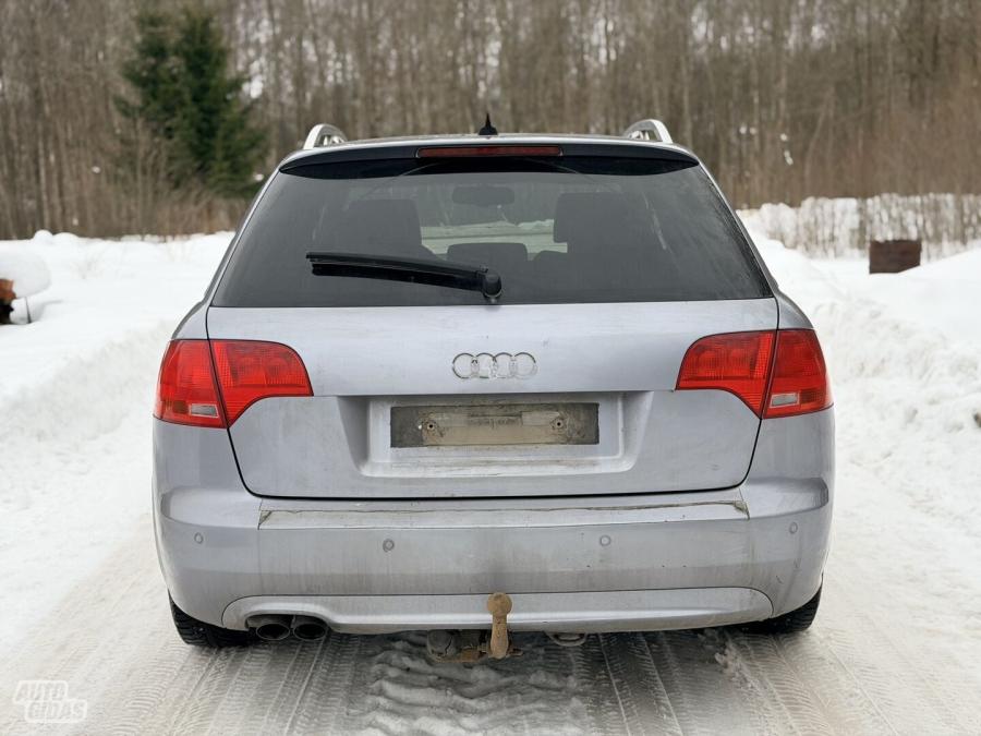 Blue Audi A4 2005 in Utena, with an engine capacity of 2.00 L and mileage of 343 thousand km for 2150 €, photo 8 on AUTOMOTO.COM.LV