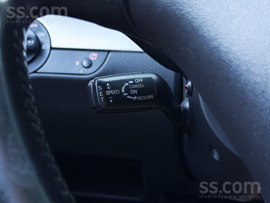 Blue Audi A4 2005 in Riga, with an engine capacity of 1.90 L and mileage of 426 thousand km for 2250 €, photo 16 on AUTOMOTO.COM.LV