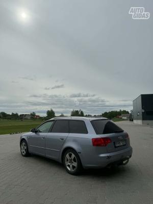 Zils Audi A4 2005 Šauļi, ar dzinēja tilpumu 2.00 L un nobraukumu 210 tūkst. km par 1850 €, foto 5 vietnē AUTOMOTO.COM.LV