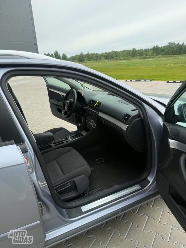 Blue Audi A4 2005 in Siauliai, with an engine capacity of 2.00 L and mileage of 210 thousand km for 1850 €, photo 7 on AUTOMOTO.COM.LV